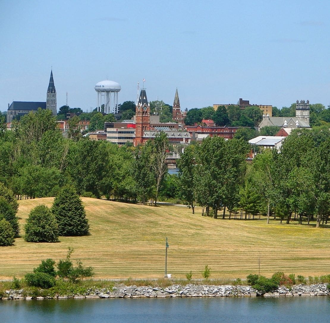 The Royle Group | C21 Lanthorn & Associates Real Estate Ltd. Brokerage